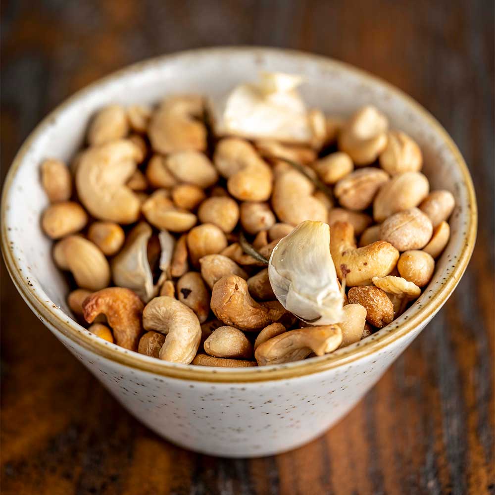 Chilli And Garlic Nuts Doom Bar Recipe | Sharp's Brewery